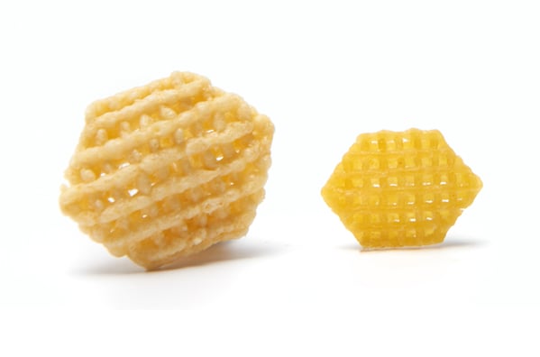 Enjoy a unique snacking experience with the HEXADOS pellet